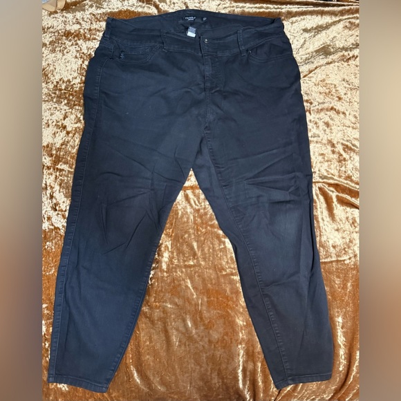 torrid | Jeans | Torrid Woman Size 2 Short Bombshell Skinny Premium ...